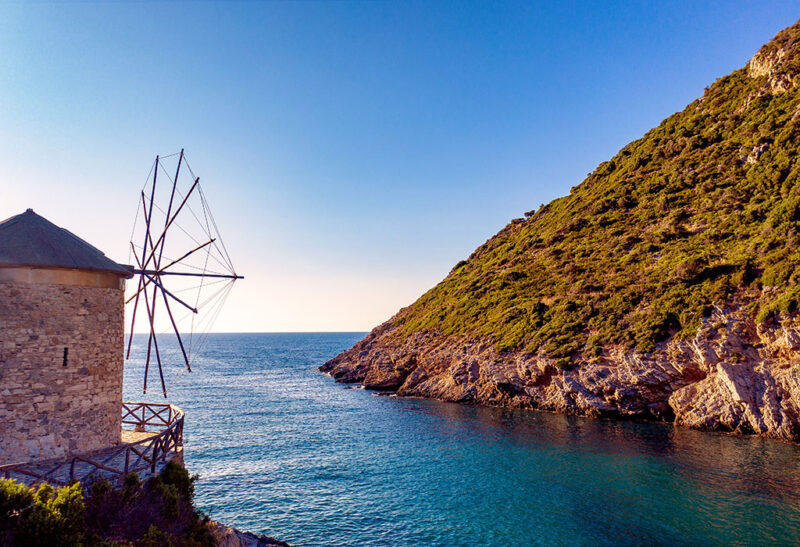 Kardous Sailing - Yacht Charter & Sea Trips around Sporades